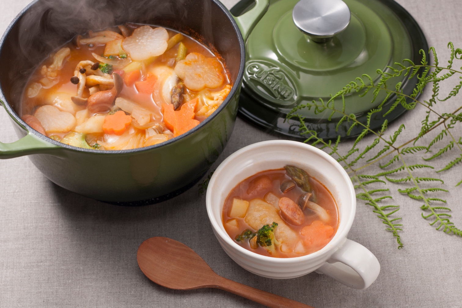 Oala de Fonta emailata "LA CUISINE", Negru-Mat, 26cm - ChefMania.ro